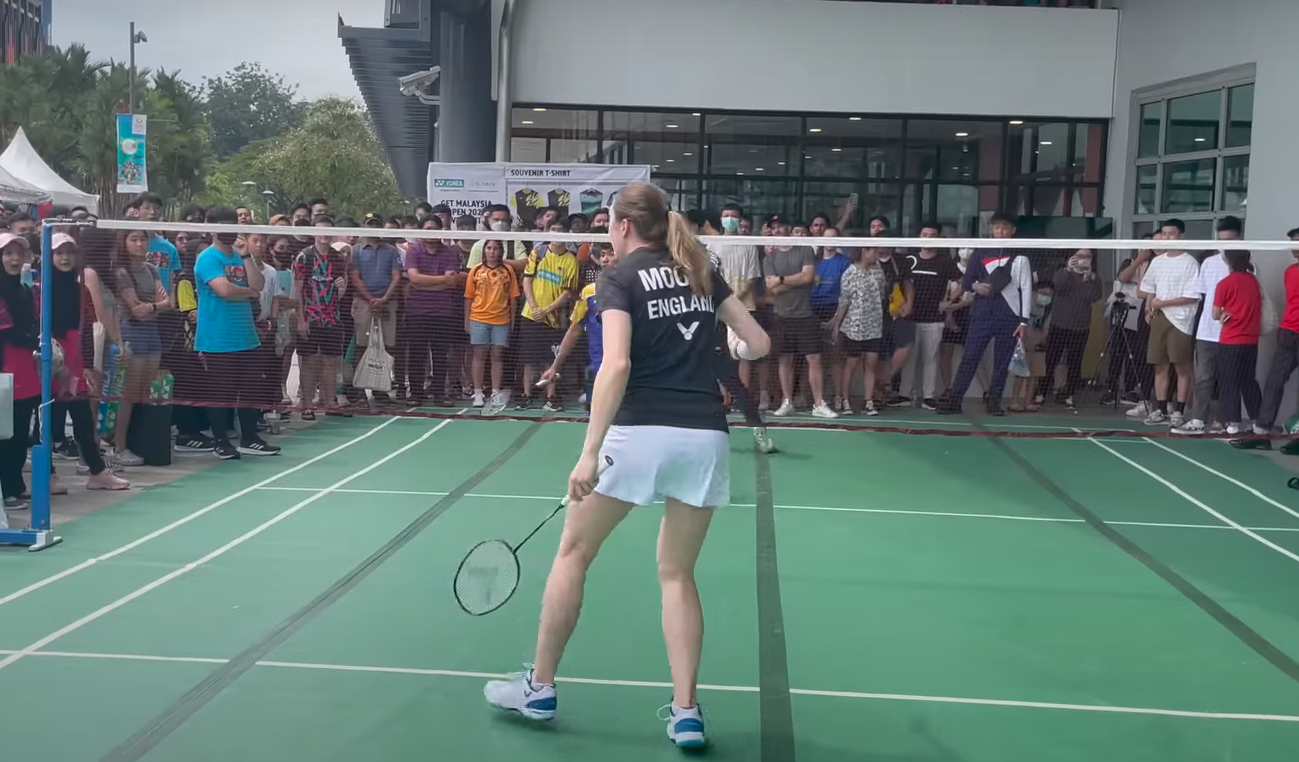 Pickleball vs. Badminton: What’s the Difference? - SportProfy